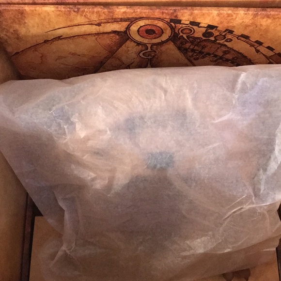 Chronicle Collectibles | Toys | Thinkgeek Exclusive Fizzgig Puppet 1 ...